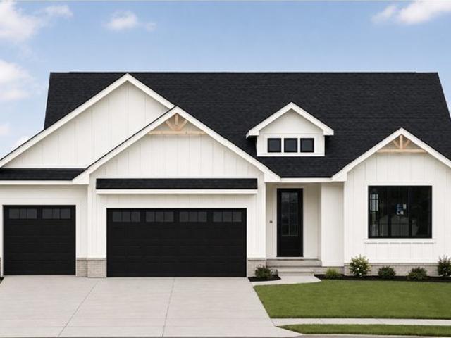 16612 Deerview Dr, Urbandale, IA 50323