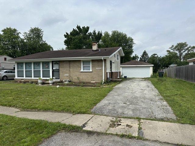 16612 Oxford Dr, Markham, IL 60428