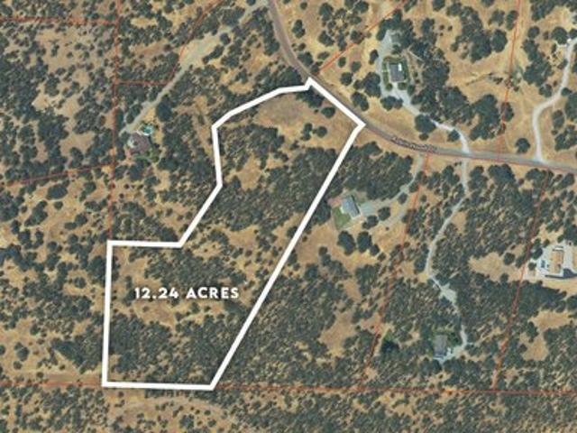 16615 Robin Hood Ln, Cottonwood, CA 96022