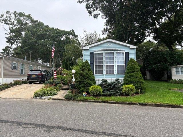 1661 Old Country Rd Unit 189, Riverhead, NY 11901