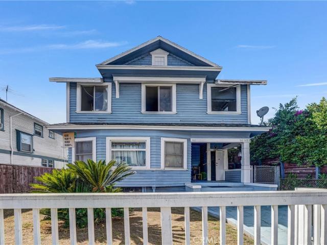 1661 Arlington Ave, Los Angeles, CA 90019 | MLS #DW25232 | Compass
