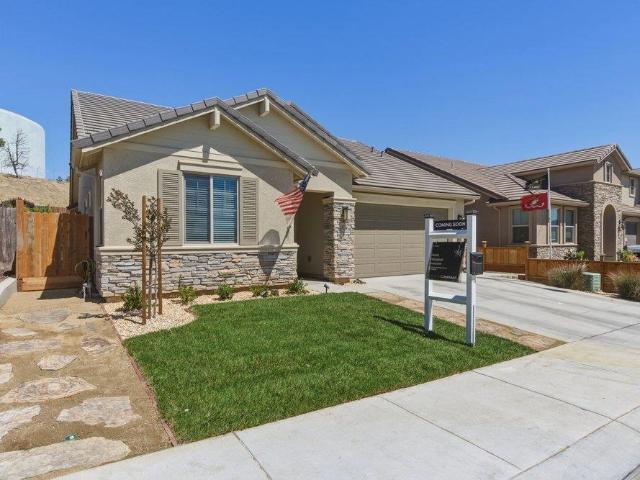 1661 Castlerock Drive