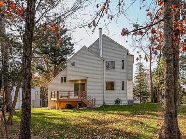 1661 Cedar Hollow Way