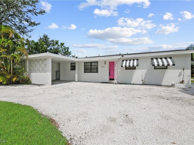 1661 Coronado Rd, Fort Myers, FL 33901 | MLS #2025024