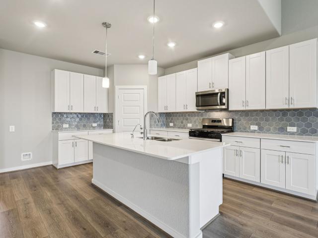 1661 Hopson Ranch Dr, Conroe, TX 77301 | MLS #38660 | Compass