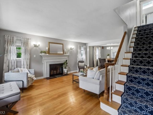 1661 Ramapo Way