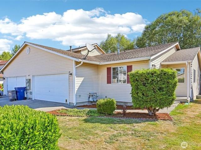 1661 st Dr NE Unit B, Arlington, WA 98223