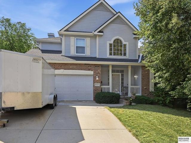 16623 Taylor St, Omaha, NE 68116