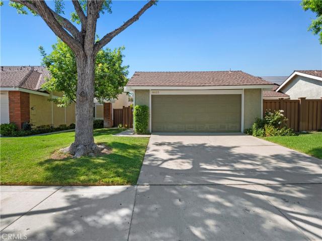 16623 Shinedale Dr, Canyon Country, CA 91387 | MLS #SR25159 | Compass