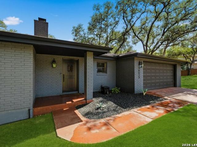 16623 Springhill