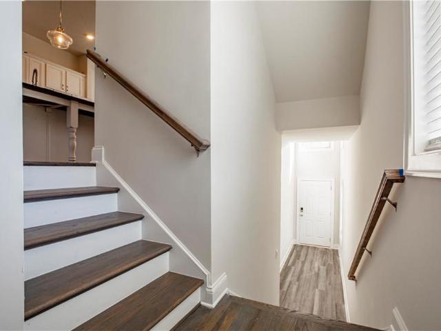 1662 Mountain Top Lane