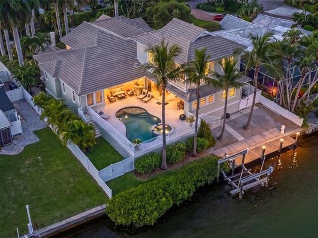 1662 Anchorage St, Sarasota, FL 34231