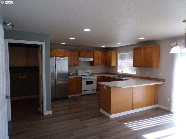 1662 cherry bark ct