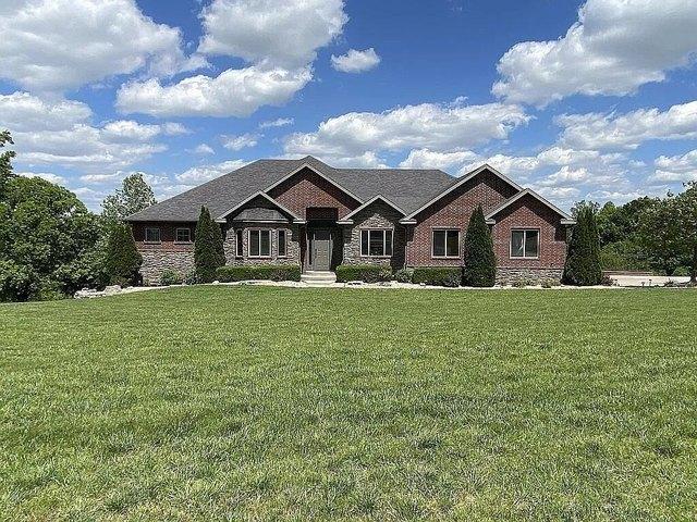 1662 S Timber Lake Dr, Nixa, MO 65714