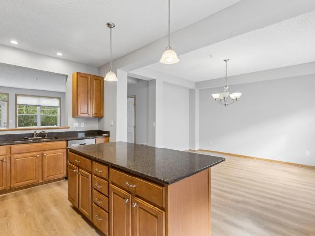 1662 Village Trail E # 3