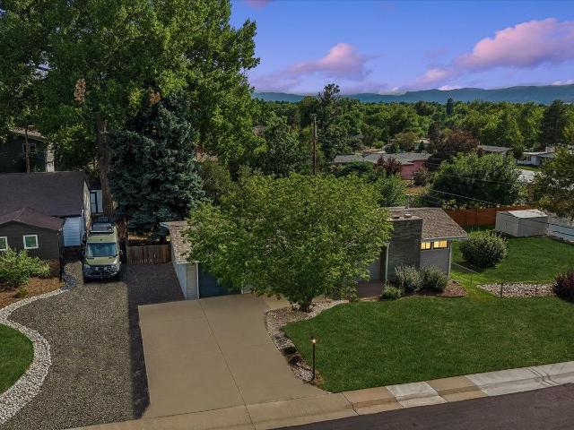 1662 W Lake Place