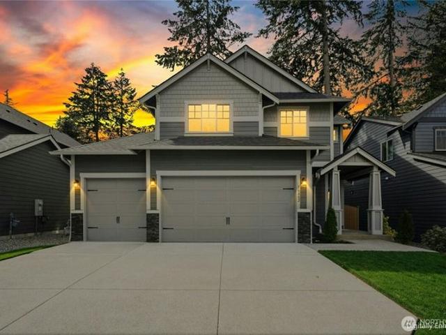 16636 8th Avenue Ct E Unit 5, Spanaway, WA 98387