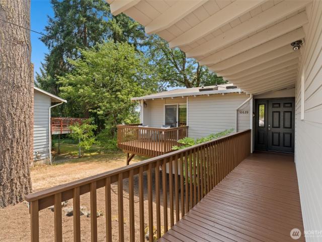 16639 SE 26th Place