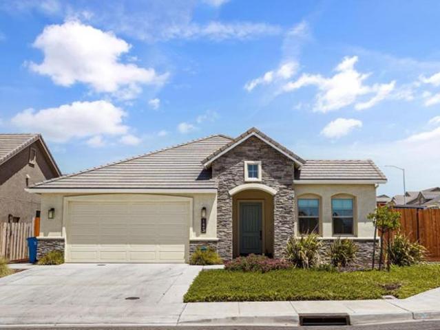 1663 Clover ct, Hollister, CA 95023