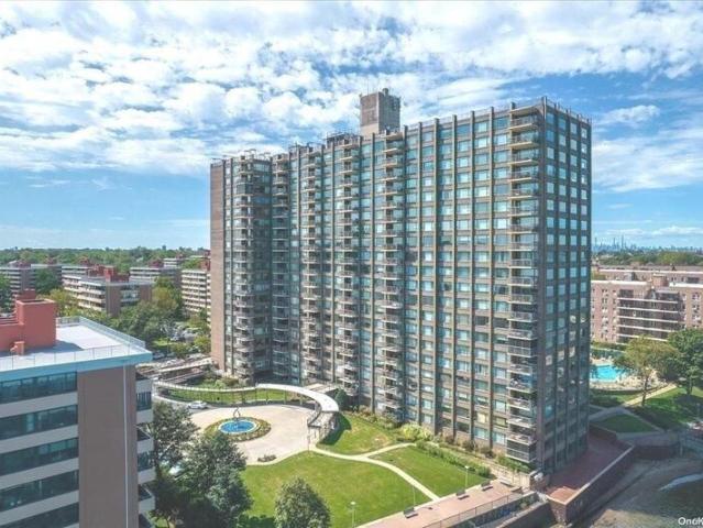 166 25 Powells Cove Boulevard, 12J, Beechhurst, NY 11357