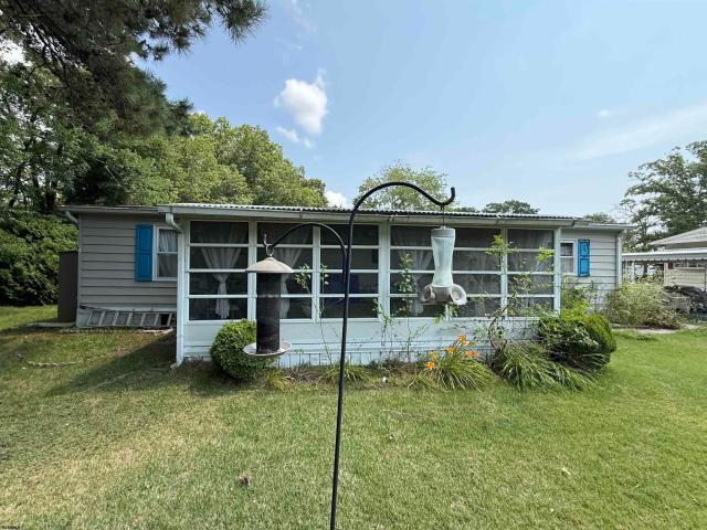 166 Country Ln