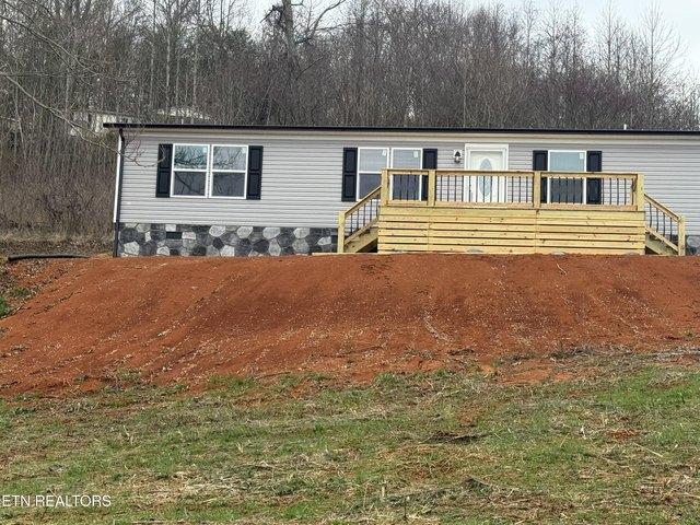 166 Alexander Crossing Dr, Church Hill, TN 37642