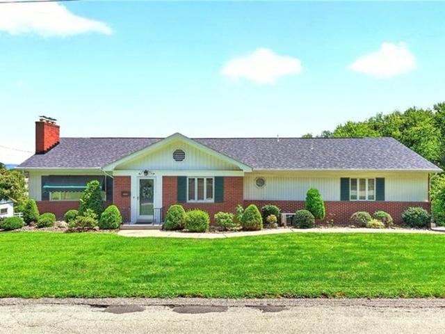 166 Braddock Road Ave, Mount Pleasant, PA 15666