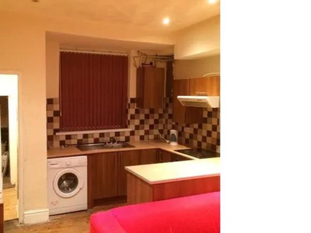 166 Brailsford Road, Manchester, M14 6PZ, United Kingdom | 3 bed townhouse for rent #167525298 | Rentberry