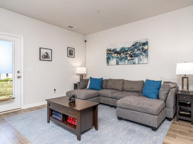166 Grayson Cir