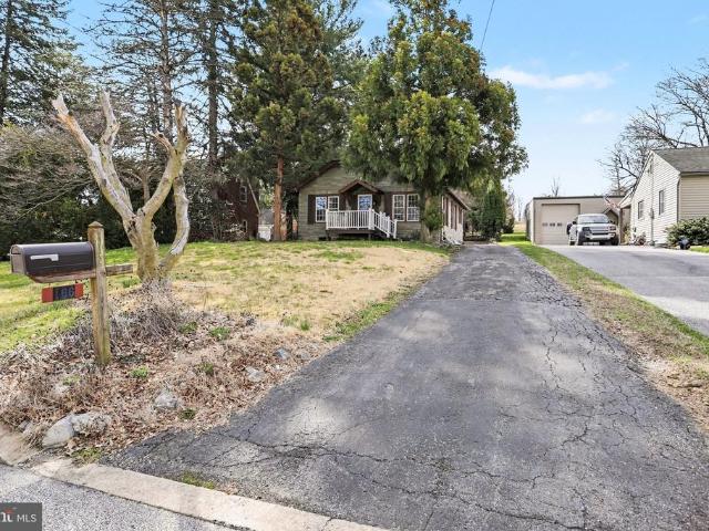 166 E New Street