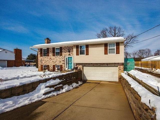 166 E Ritter St, Seven Mile, OH 45011