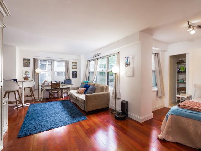 166 East 35th Street, New York, NY