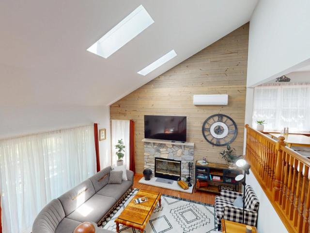 166 Heather Hill Road