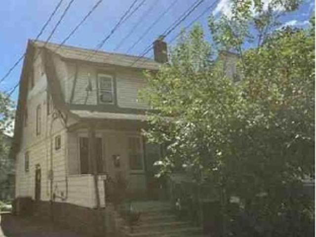 166 Isabella Ave