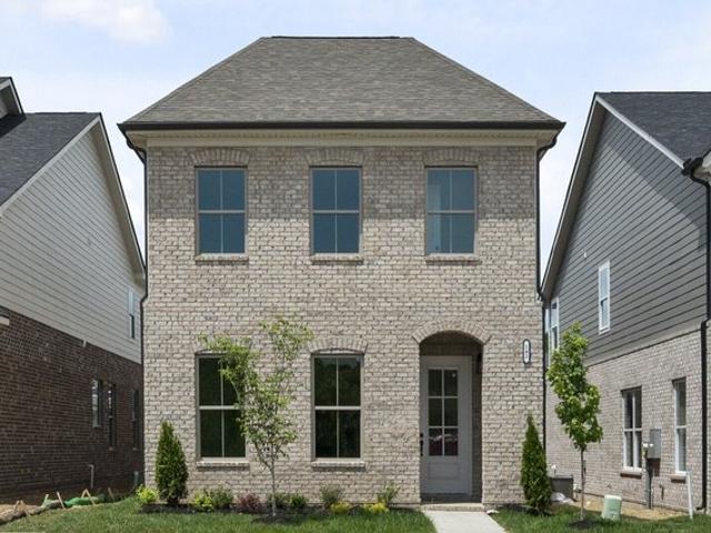 166 Oasis Dr, La Vergne, TN 37086