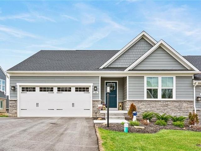 166 Olga Ave, Coraopolis, PA 15108
