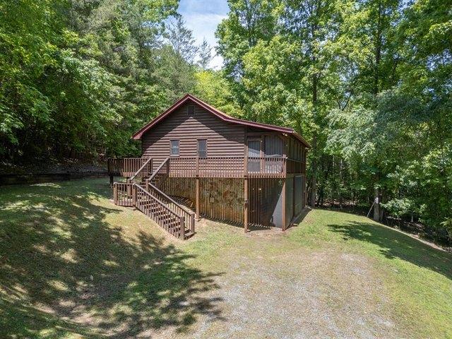 166 Lake Ridge Dr, Blue Ridge, GA 30513