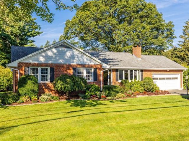 166 McKee St, Manchester, CT 06040