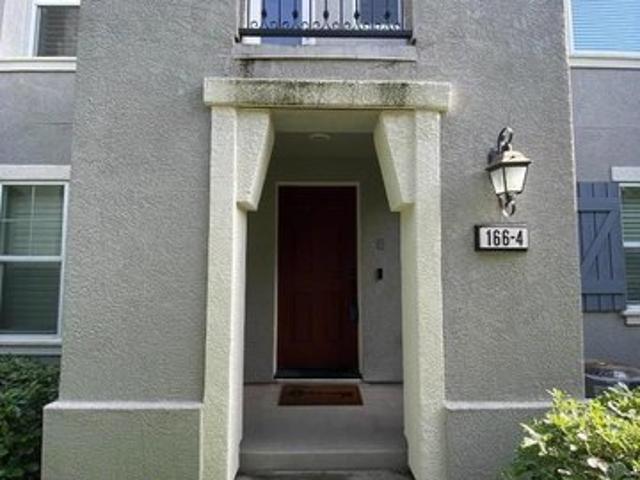 166 Selby Ln Unit 4, Livermore, CA 94551
