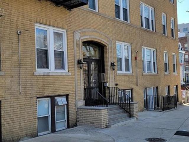 166 Summit Ave, Jersey City, NJ 07304