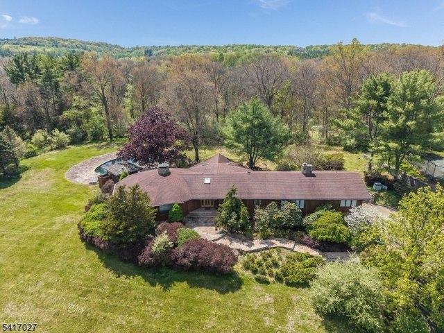166 River Rd, Franklin Twp, NJ 08801