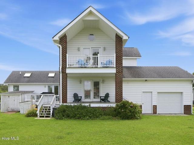 166 Wallace Rd, Beaufort, NC 28516