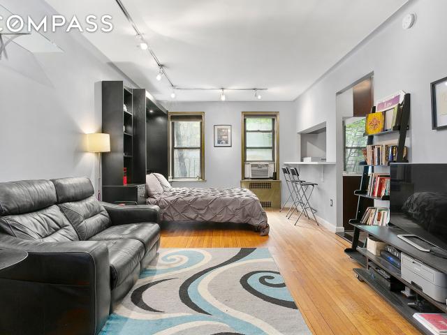 166 West 22nd Street, New York, NY