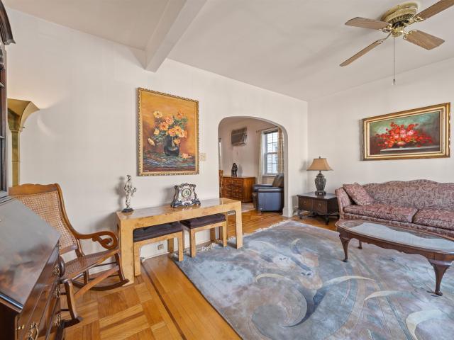 166 West 31St St