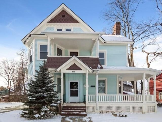 166 Westminster St, Springfield, MA 01109