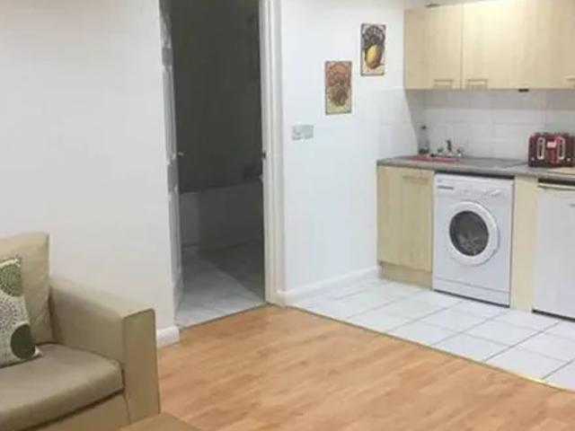 166 Withington Road, Manchester, M16 8JL, United Kingdom | 1 bed apartment for rent #119165864 | Rentberry