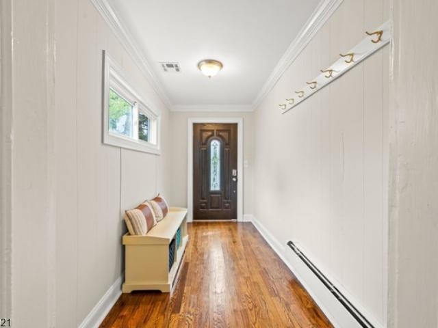 166 Valley Rd