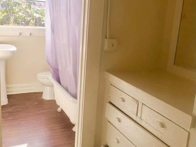 167412th Studio Apartment for Rent at 1674 W 12th St, Los Angeles, CA 90015 Pico Union