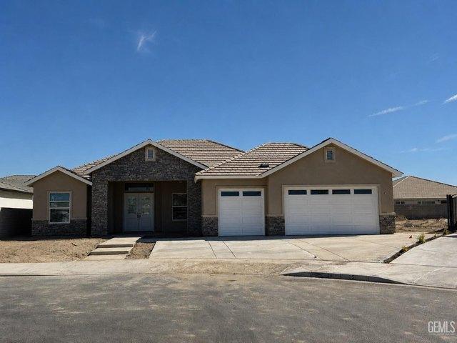 16741 Pinecrest Ct, Bakersfield, CA 93314