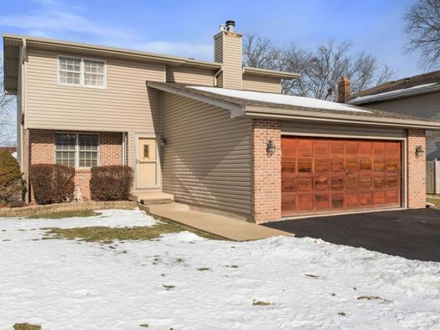 16742 W Fawn Path, Lockport, IL 60441